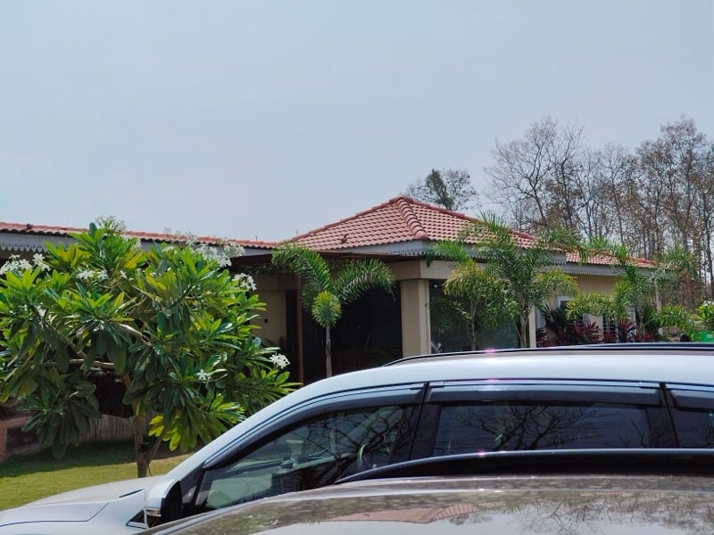 Realme 12 Pro Review: A Blend of Good Design and Good Cameras - TechPP