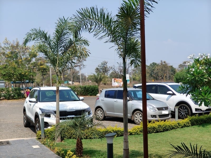 Realme 12 Pro Review: A Blend of Good Design and Good Cameras - TechPP