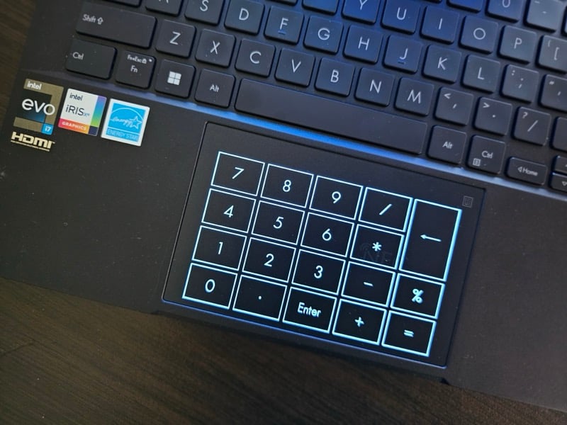 Asus ExpertBook B9 Review: Portable and Powerful - TechPP