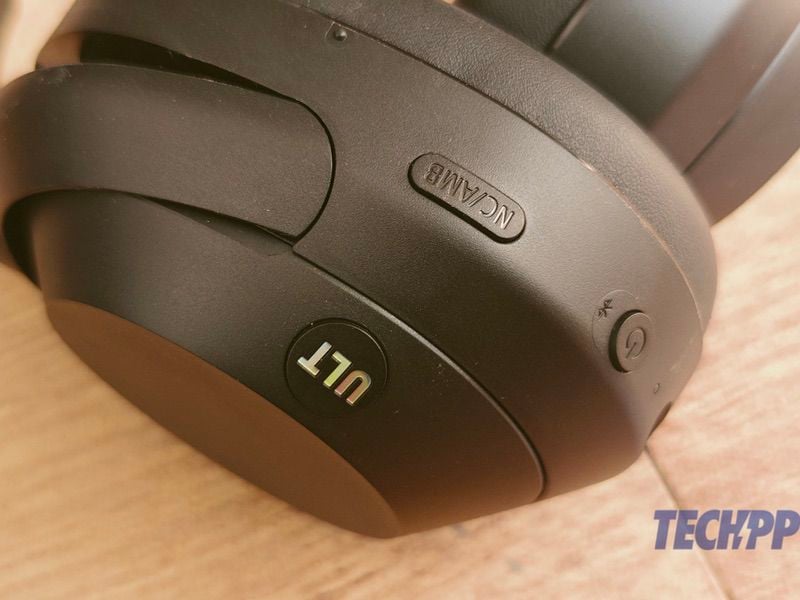 Sony ULT Wear Review: Kick(b)ass headphones with premium smarts! - TechPP